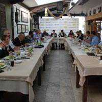 Star Kıbrıs - Esmen Group 10 yaşında - Ülkemizin perakende mağazacılığı ...